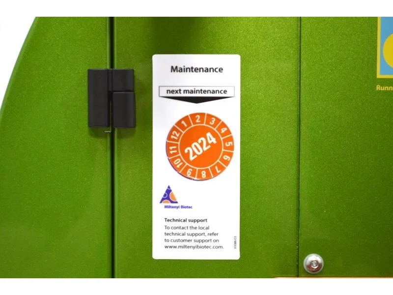 Miltenyi MACSQuant Analyzer 16 Flow Cytometer (3)Lasers/(14)Colors/(16 ...