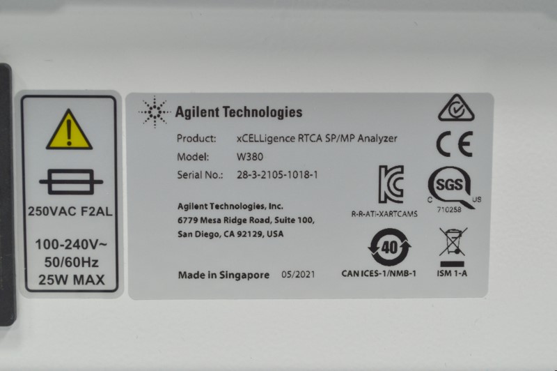 xCELLigence RTCA MP - Multiple Plates Instrument Real-Time Cell ...